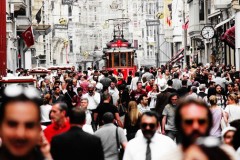 Gray Man Theory: The Art Of Blending Into The Crowd